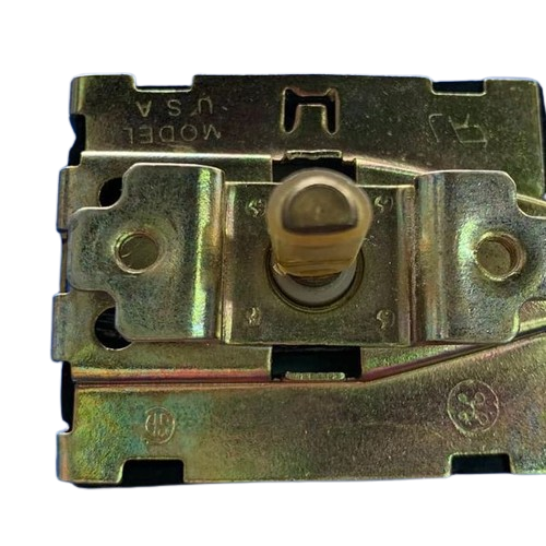 Al Ramiz: Shop Window AC Selector Switches & Get Fast Delivery